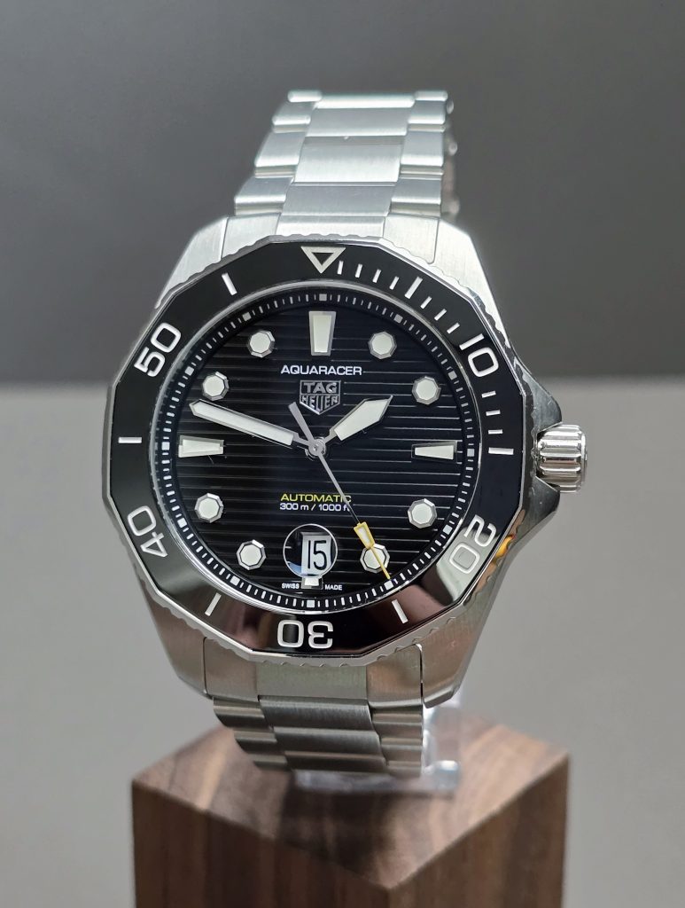 Tag Heuer Aquaracer - Time Bomb Watches