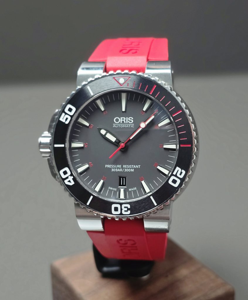 Oris Aquis Red Limited Edition - Time Bomb Watches